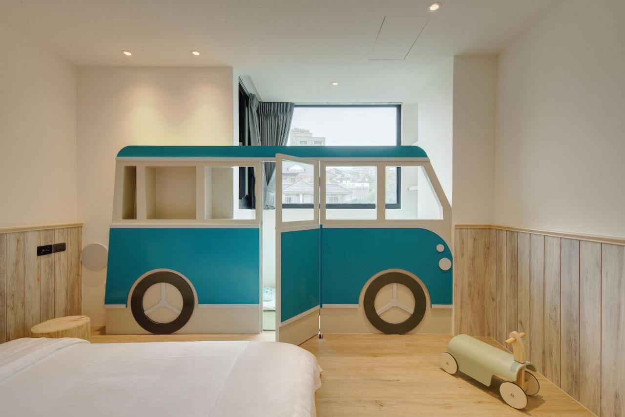 【2025 台中親子住宿推薦】精選 10 間台中親子民宿飯店，溜滑梯、主題房、遊戲室小孩最愛！ - mrhost 部落格